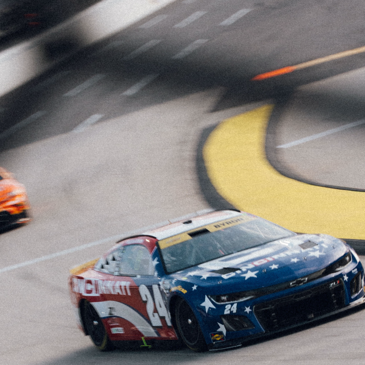 *PRE-ORDER* 2025 MARTINSVILLE WIN ELITE REGULAR PAINT 1:24 DIE-CAST – William Byron Store